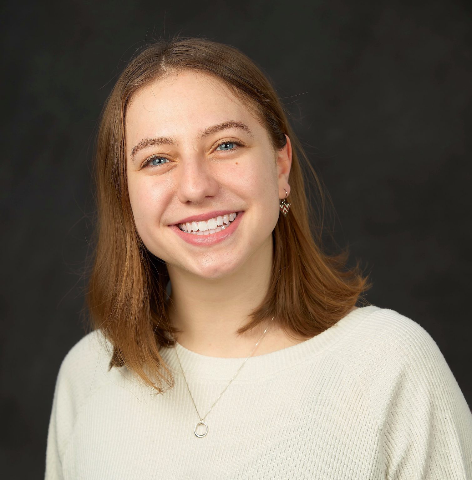 Kyra Birenbaum – Renée Crown University Honors Program